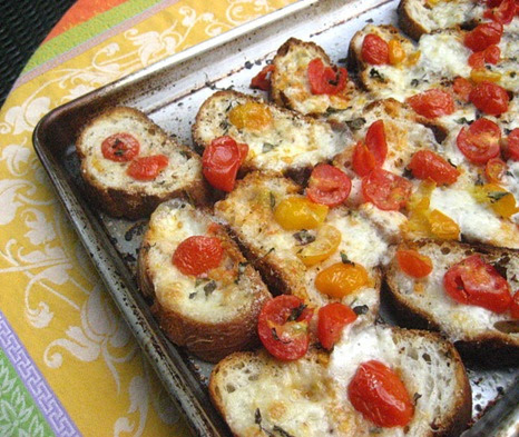 Stale Bread Pizza & Winners